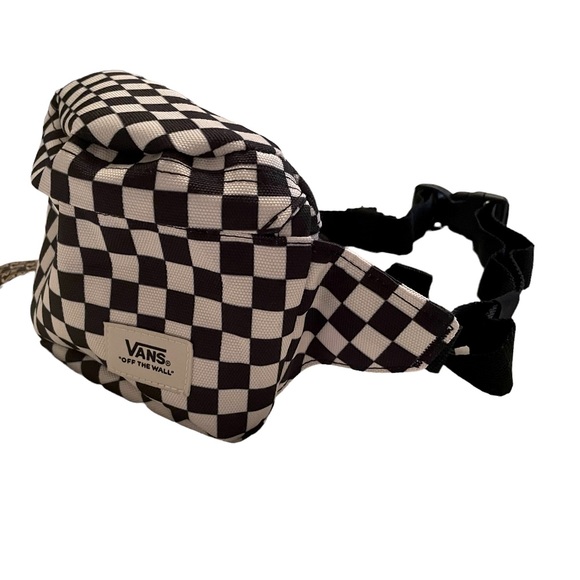 Vans | Bags | New Vans Black And White Checkerboard Waist Pack Fanny ...